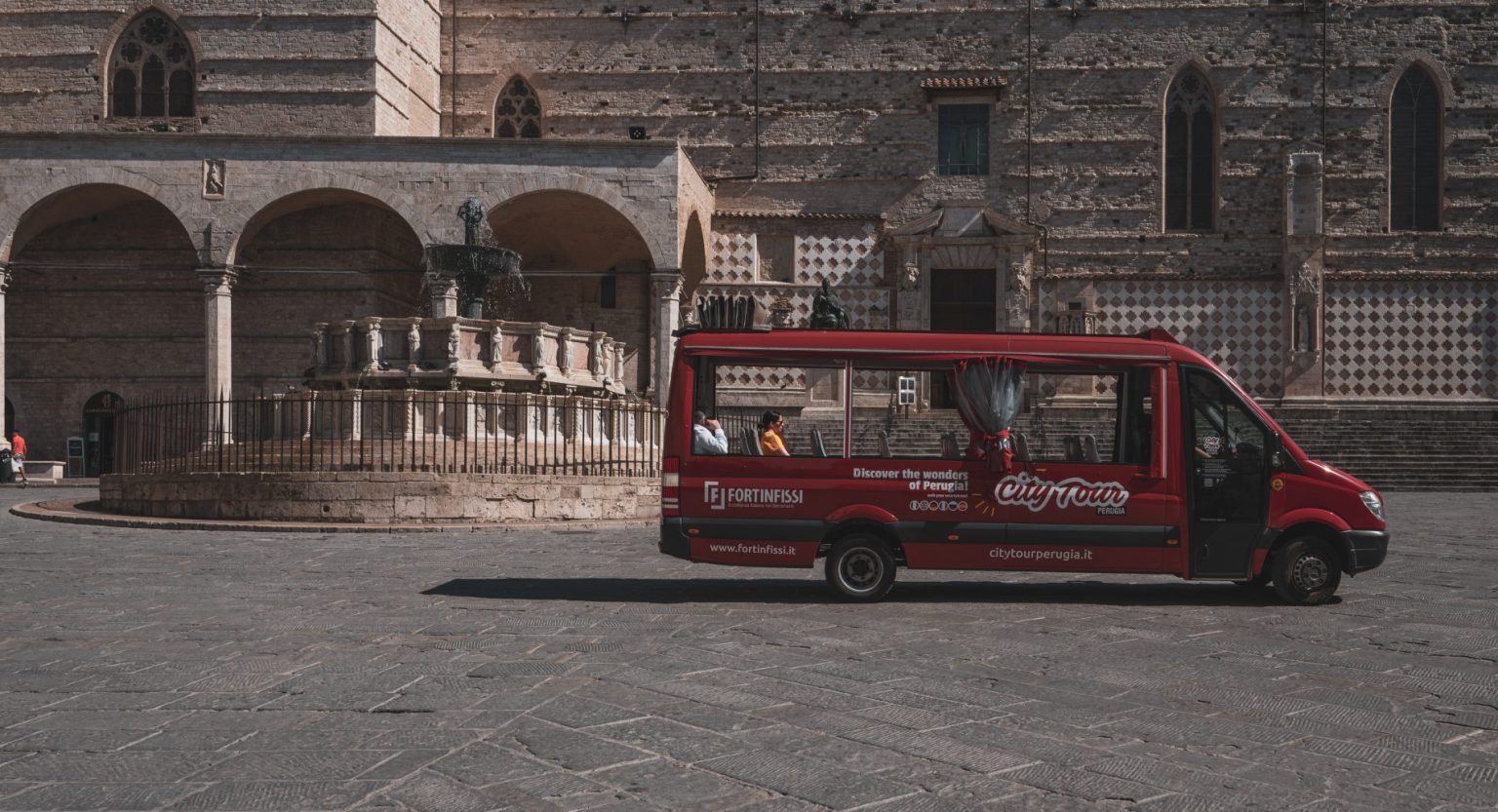 Turismo - Sulga: autolinee, noleggio e turismo